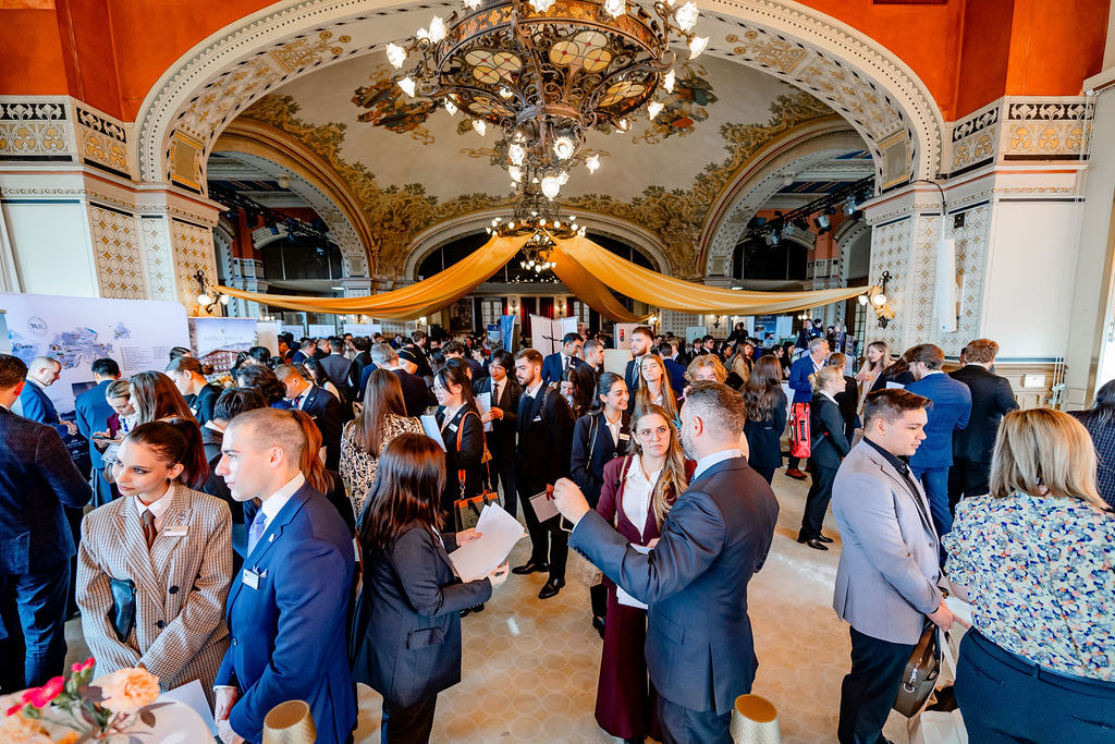 The World’s Best Hotels recruit from the World’s Best Hospitality Schools